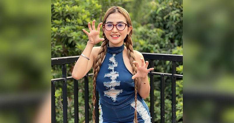 Biodata dan Profil Venny Alberti, Tertular Penyakit PMS | Popmama.com